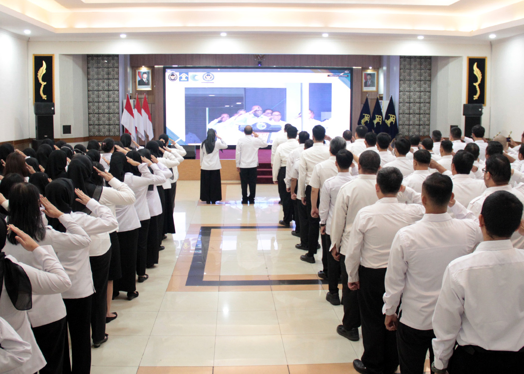 Dipimpin Oleh Menteri HAM, Kanwil Kemenkum Jabar Ikuti Apel Pagi Bersama Lintas Kementerian